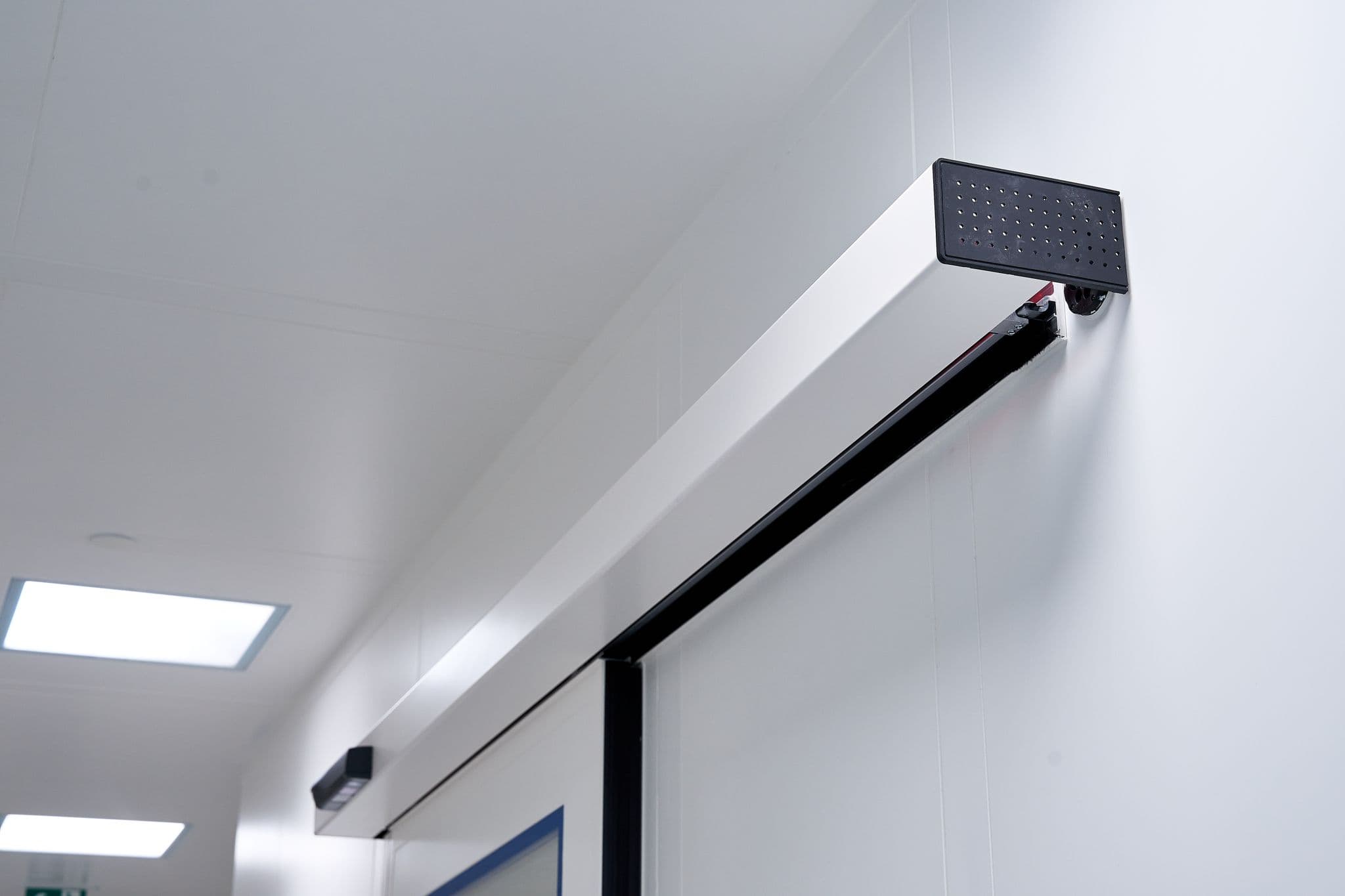 ES20050087 dormakaba ES200 Standard Sliding Door Operator In stock please call for prices – RTR ...